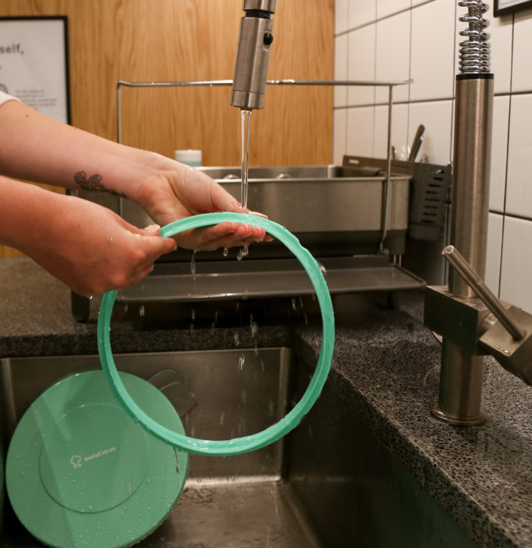 How to Install Silicone Sealing Rings on an Instant Pressure Cooker